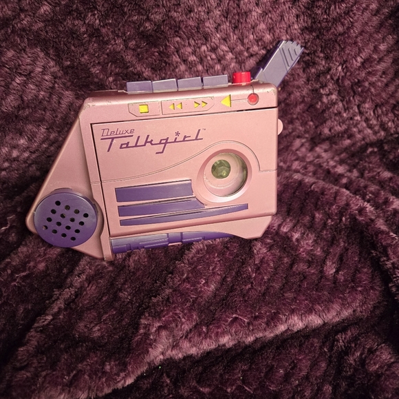 Tiger Electronics | Toys | Vintage 993 Tiger Electronics Home Alone 2 Deluxe Talkgirl Talkboy No ...